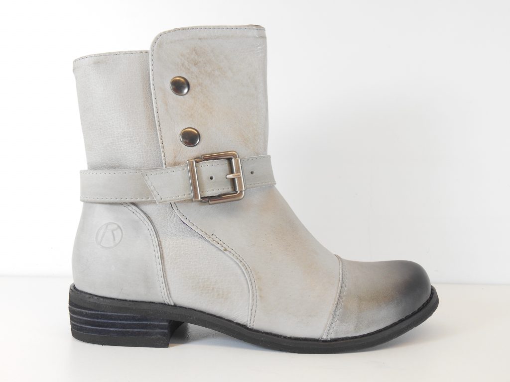 Bottes femme grises en cuir - Chaussure - lescahiersdalter